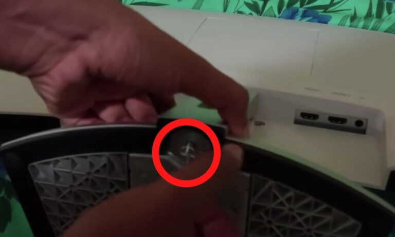 Remove a Dell Monitor Stand (EASILY For All Models)